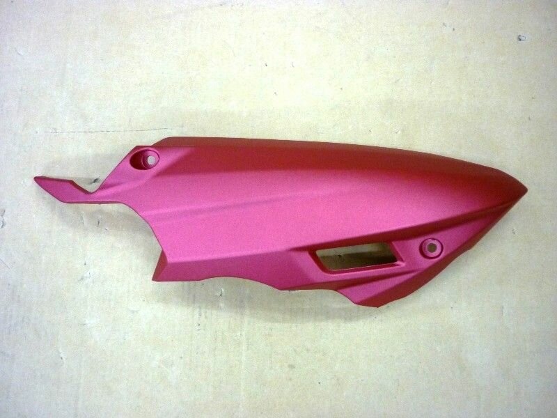Облицовка нижняя левая красный (R-187UL) SYM Wolf 250, арт. 64410-BAA-000-XJ