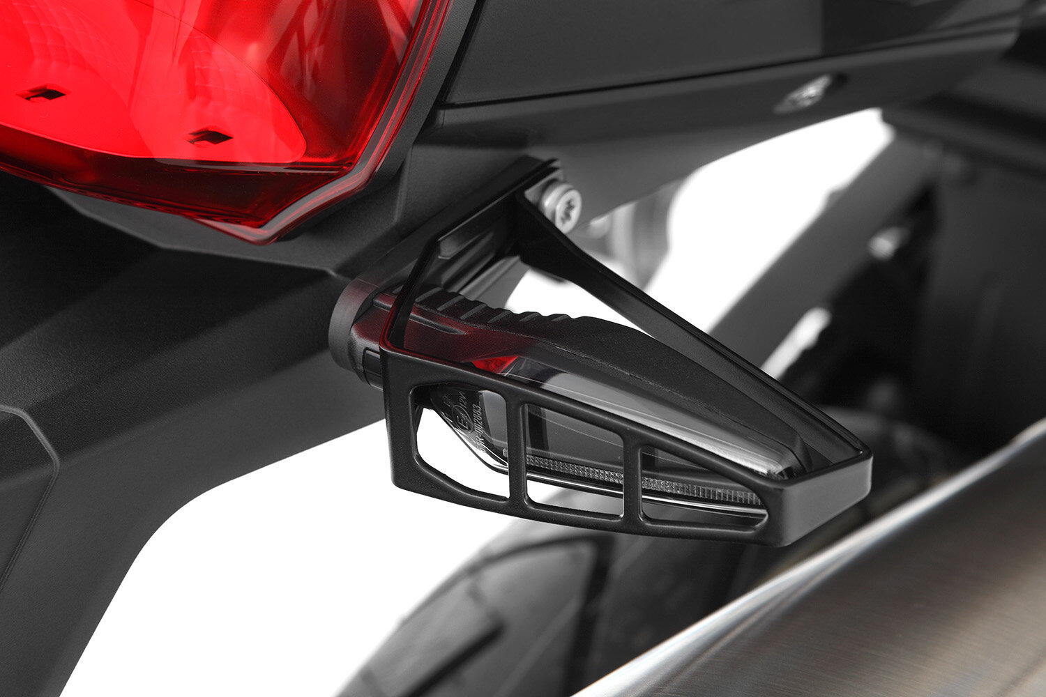 Защита LED сигналов поворота BMW R1250GS, R1250GS ADV. Длинные. 2 штуки.