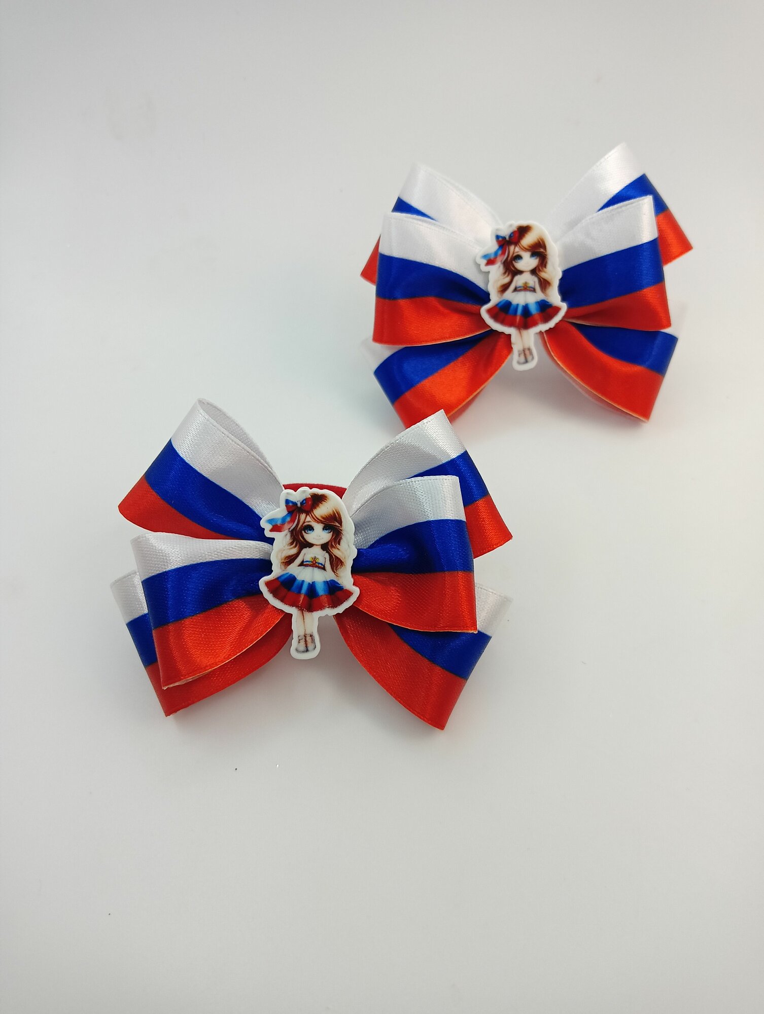 Резинки триколор, бантики с флагом