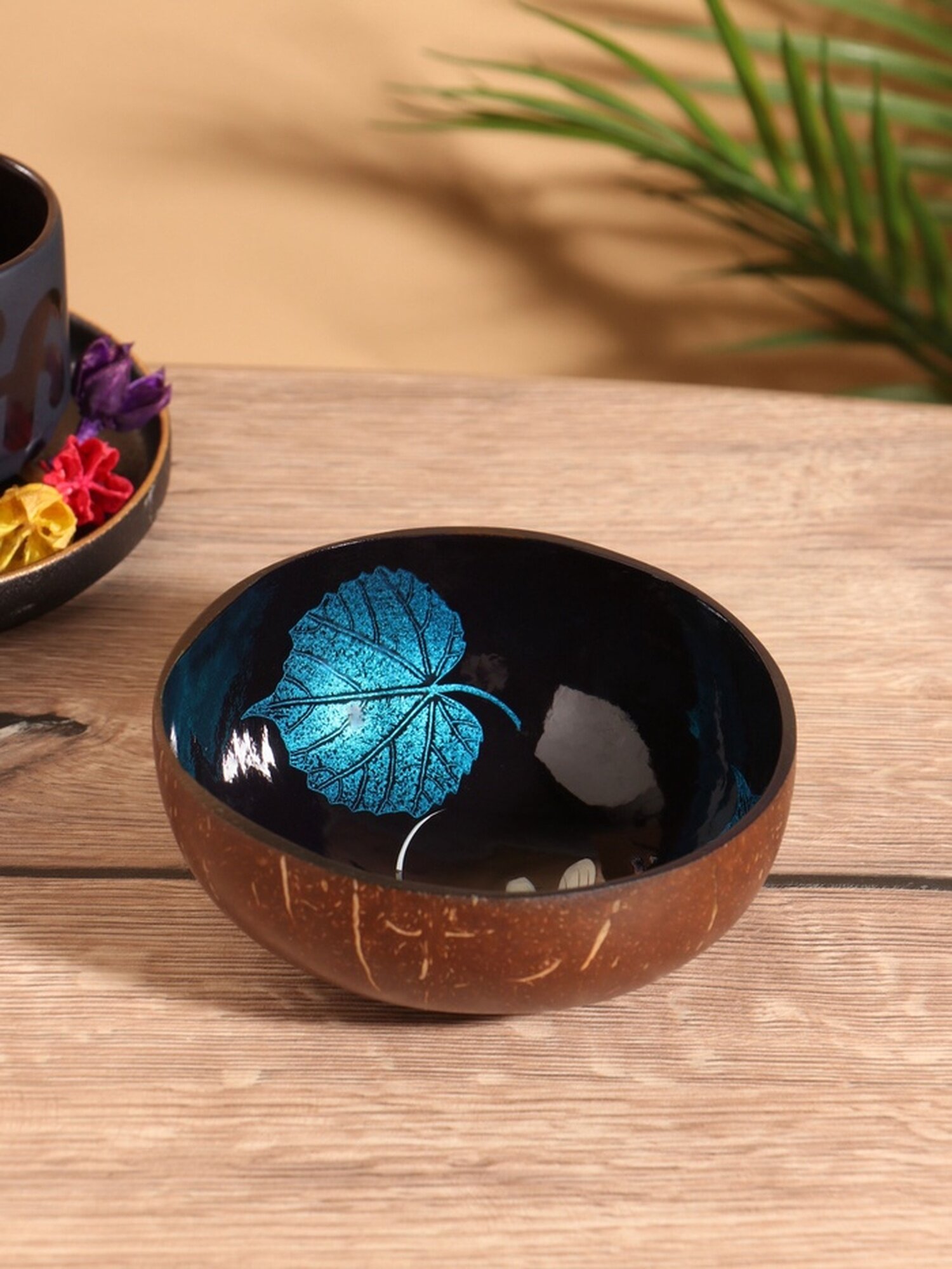 Чаша «Стрекоза», 14×14×6 см, кокос