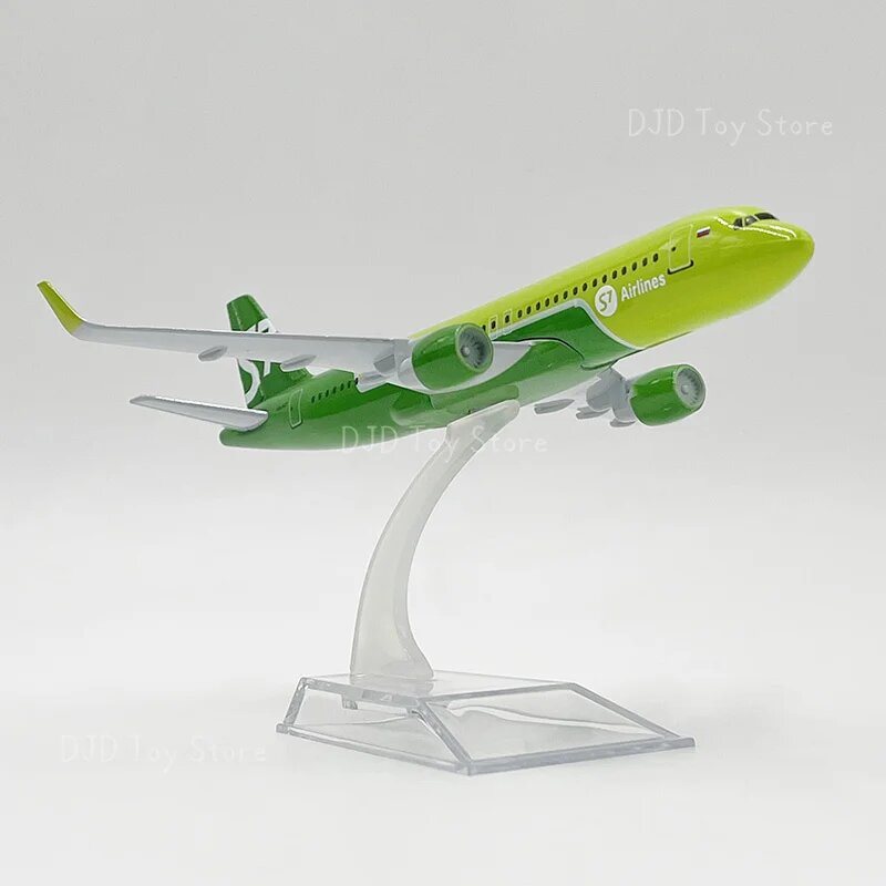 Металлическая модель самолета S7 A330 1:400