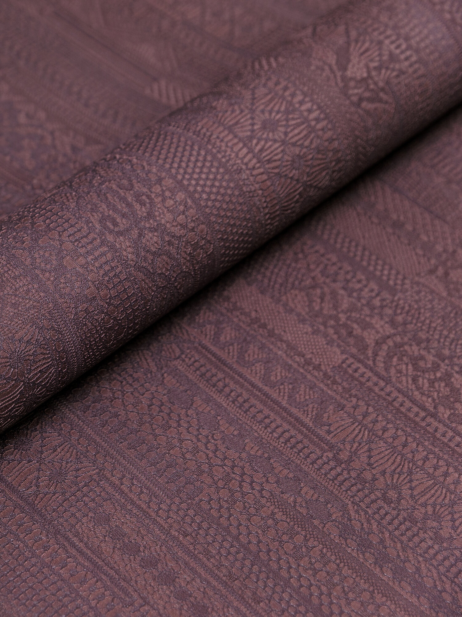 Обои виниловые на флизелине метровые 1.06 KERAMA MARAZZI, Ажур, база, бордовый, KM8206