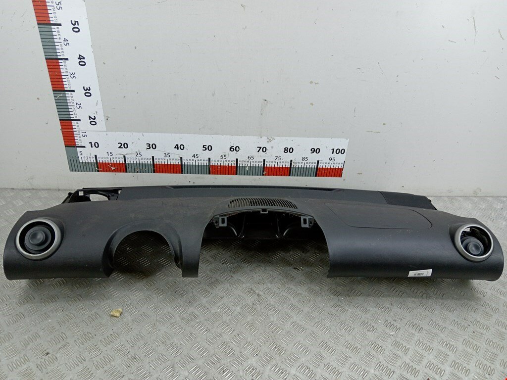 Торпедо (парприз панель приборов панель передняя) Toyota Aygo 1 558700H010 арт. 2161895