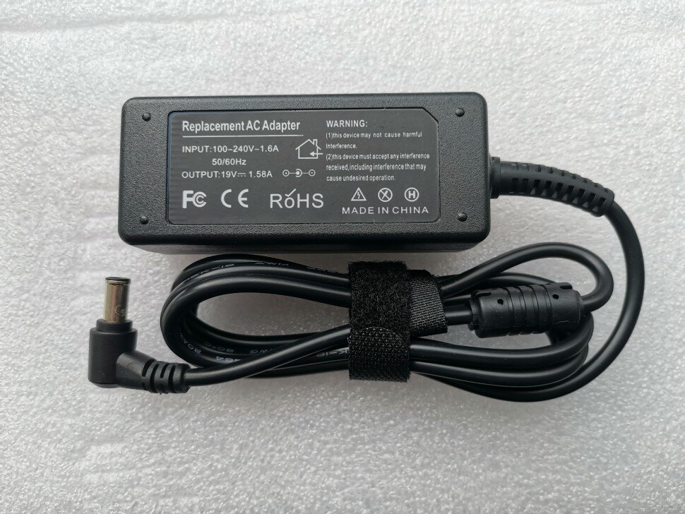 Адаптер питания для мониторов LG. 19.0V - 1.30A