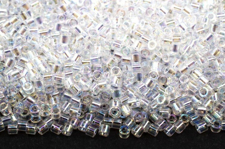 Бисер японский MIYUKI Delica цилиндр 15/0 DBS-0051 хрусталь, прозрачный радужный, 5 грамм