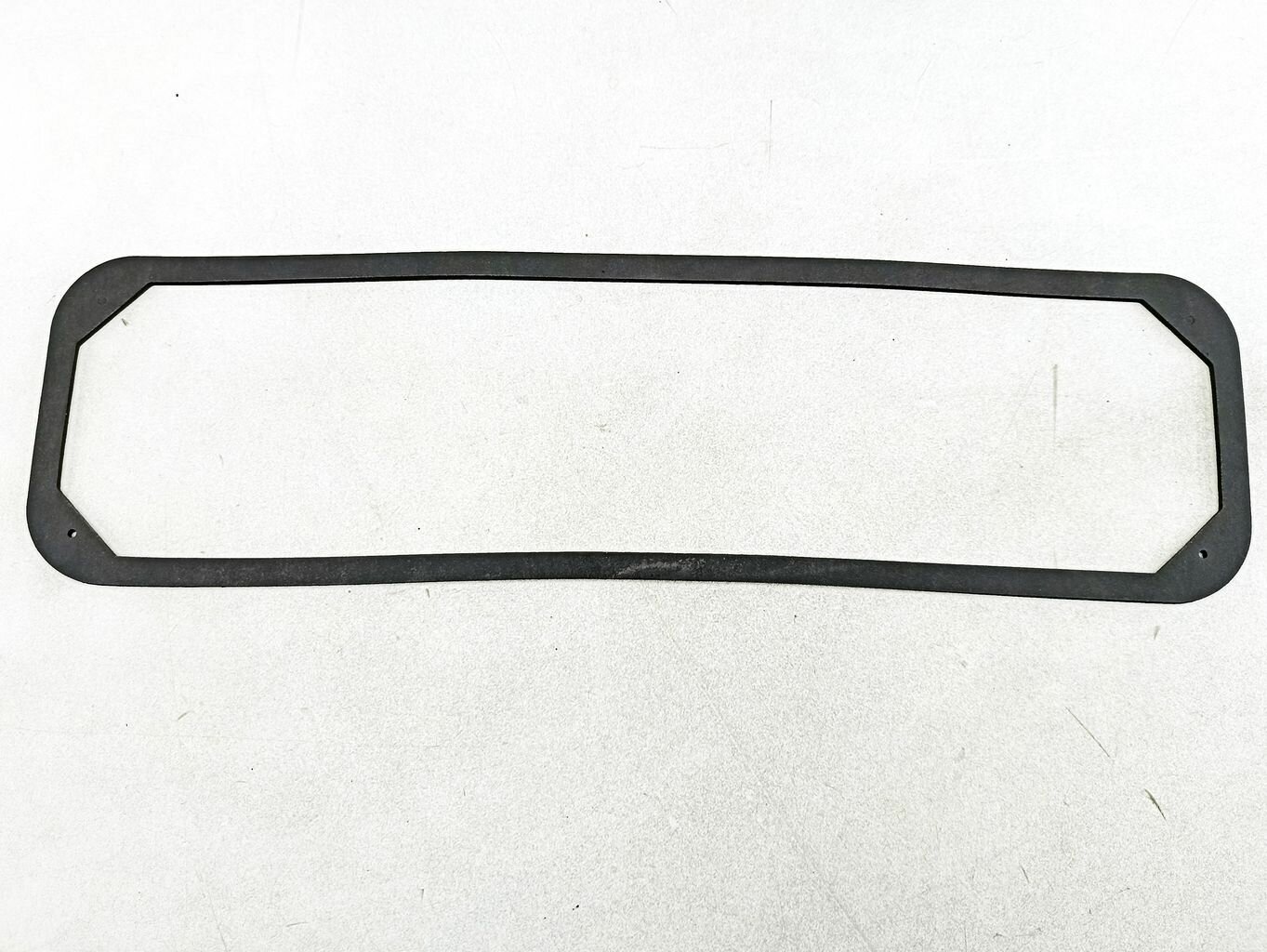 Уплотнитель крышки вентиляции передка для а/м УАЗ 452