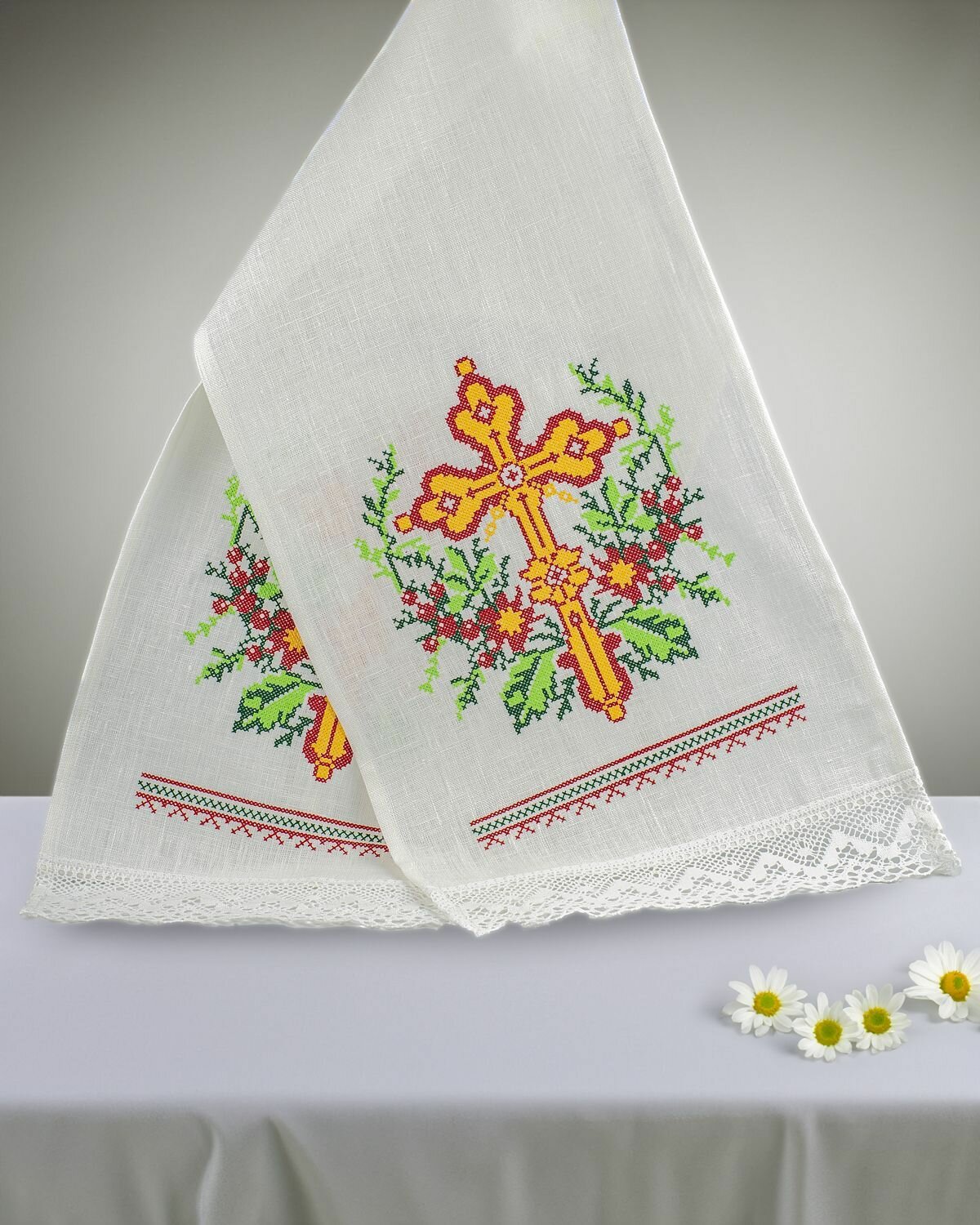 Рушник на икону "Традиционный", 154х28см, вышивка крестиком, лён, кружево