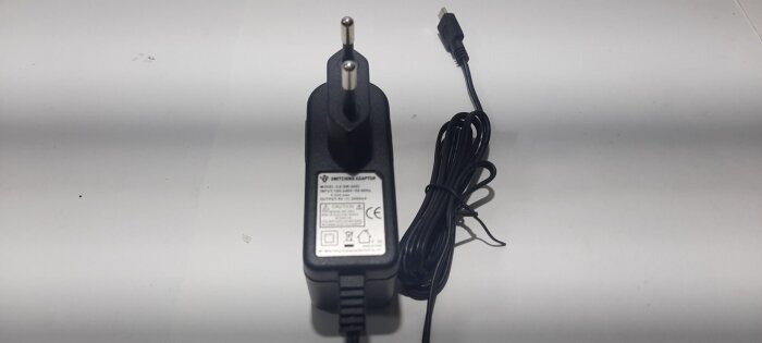 Блок питания внешний Micro-USB 5V 2A CX-SW-2002