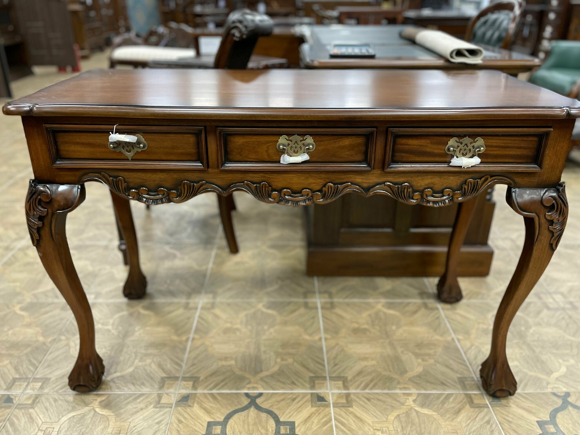 Письменный стол PWT 05 Индонезия из массива красного дерева 78х122х52см