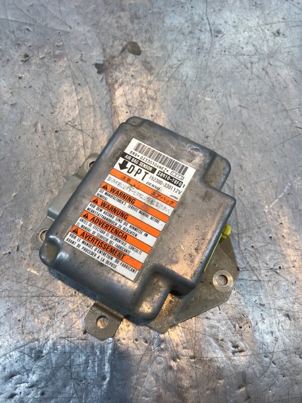 Блок srs/airbag Suzuki Wagon R Solio MA34S K10A 3891078f0