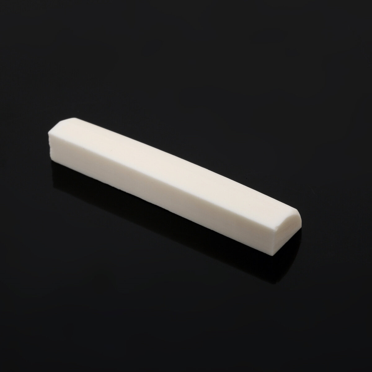 Musiclily MX1091 верхний порожек без пропилов натур. кость (43.1х9х5.9mm)