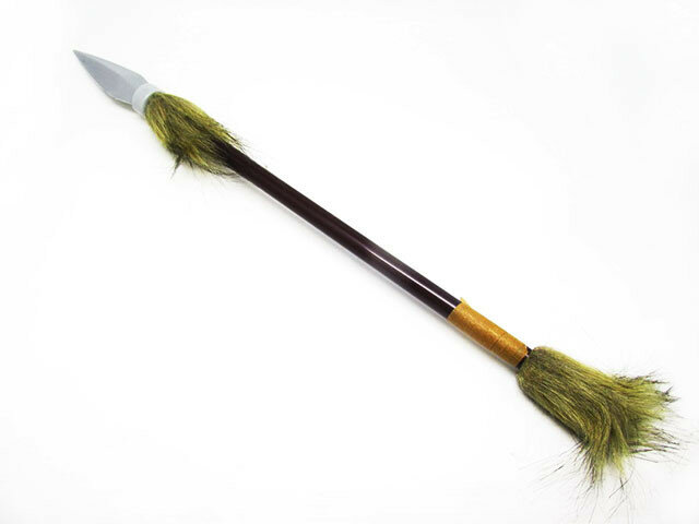 Копье индейца 2, коричневая пластмасса, синтетическое волокно, длина 50 см