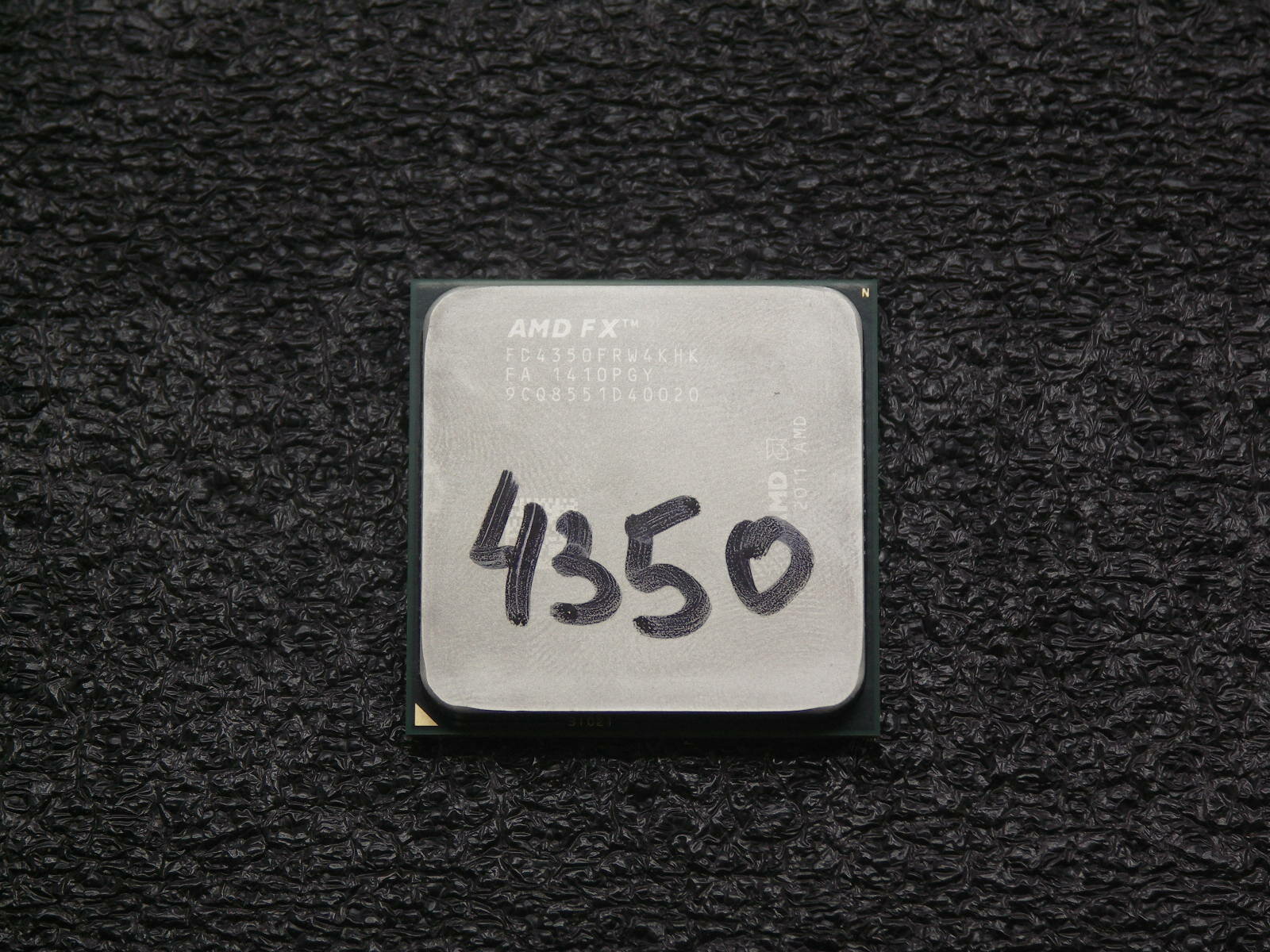 Процессор Socket-AM3+ AMD FX-4350 4x Core, 4,2GHz Vishera FD4350FRW4KHK