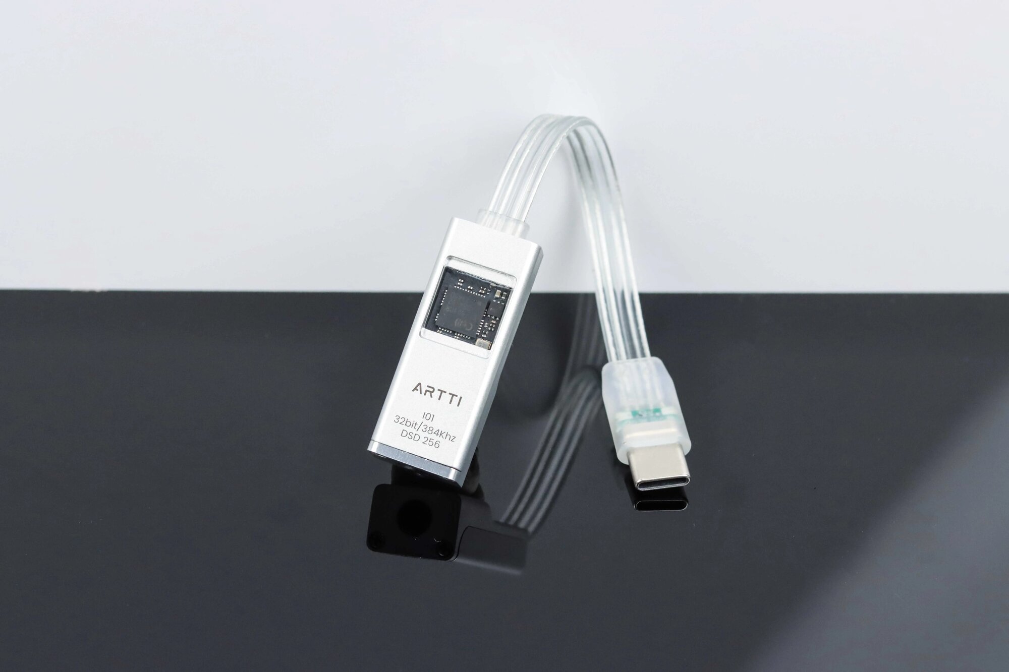 ARTTI i01 Портативный USB аудио декодер для наушников