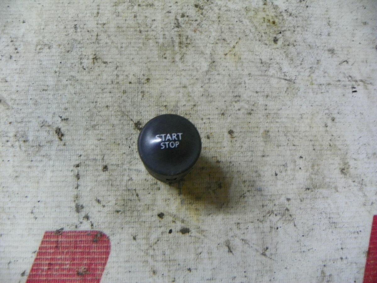 Кнопка запуска двигателя Renault Scenic II (2003—2006) 8200107959