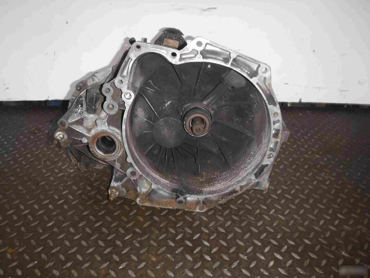 МКПП (механическая коробка переключения передач) Ford Mondeo I (1993—1996) 94ZT7F096EA