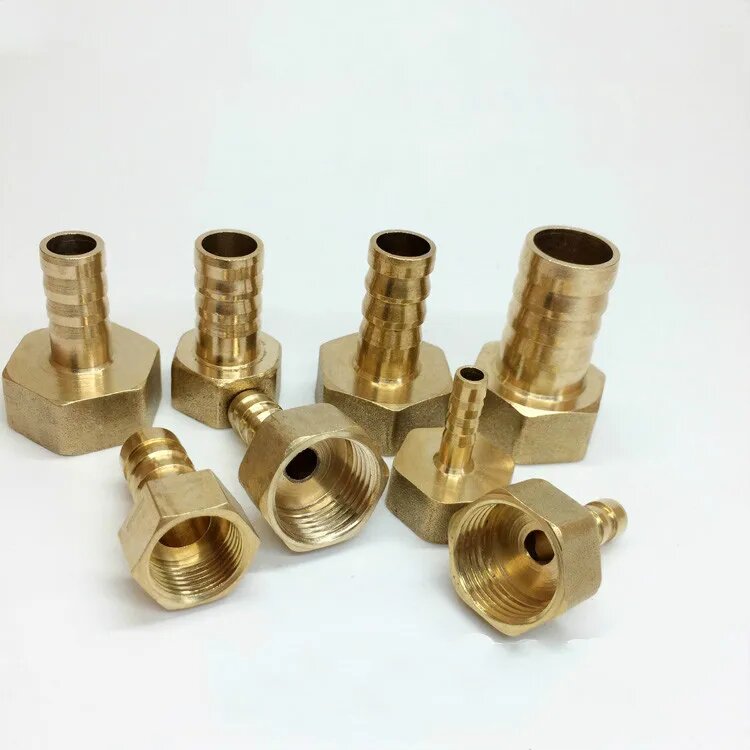 Штуцер латунный для шланга 3/8" 10mm Barb