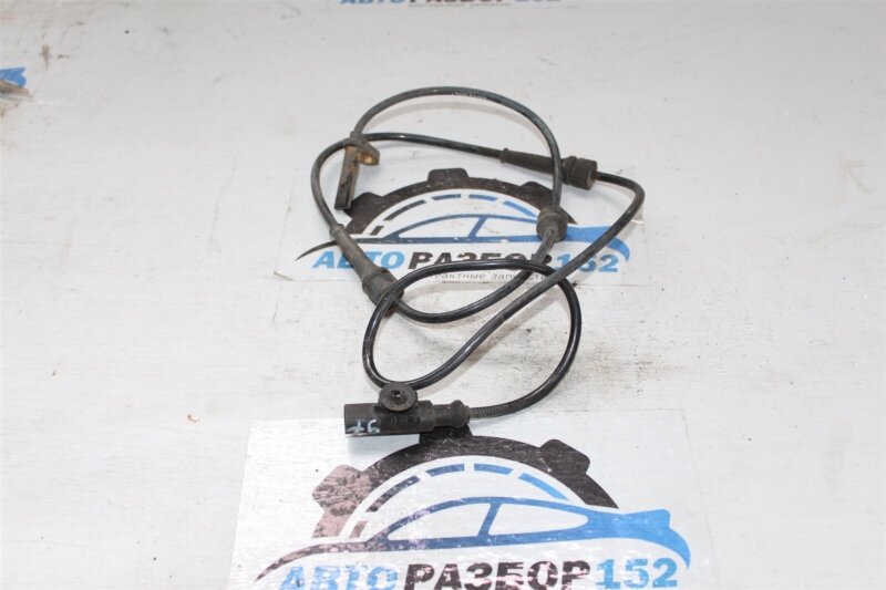 Датчик абс Nissan Note E11 HR16DE Перед. Прав.