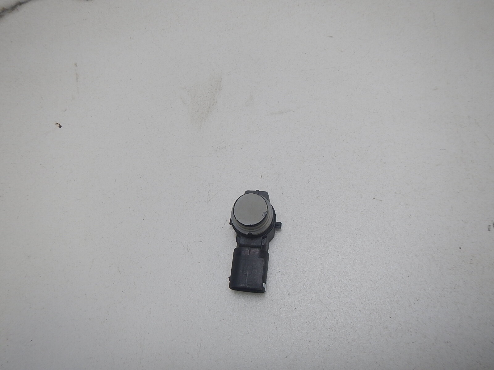 Б/У Датчик парковки, ВАЗ (VAZ)-LADA VESTA (веста) LADA VESTA (Веста) 22- Отслоение краски. 633309 LADA арт. 8450044104