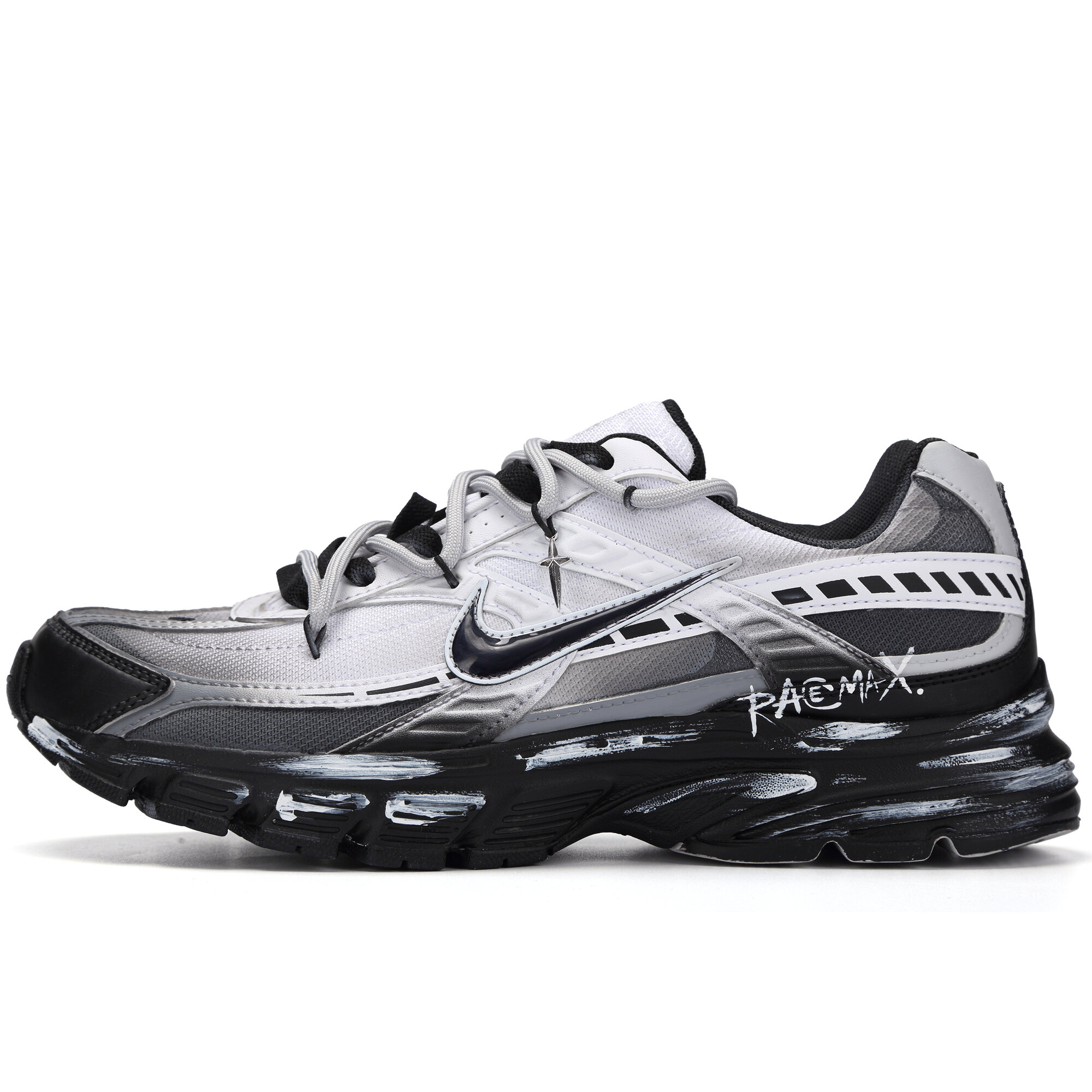 Кроссовки Initiator