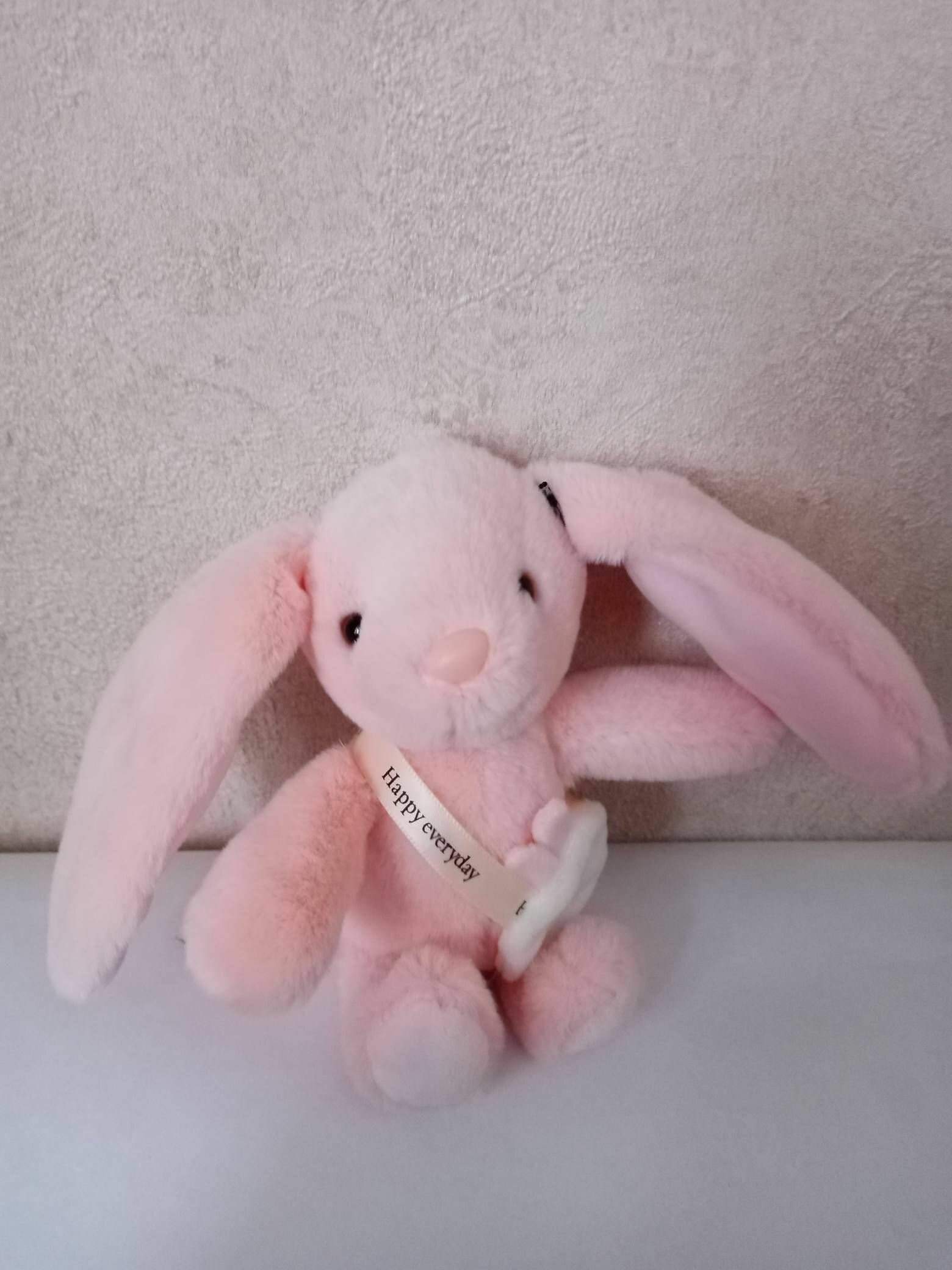 Мягкая игрушка -брелок *Зайка*(15х6см.)/Антистресс