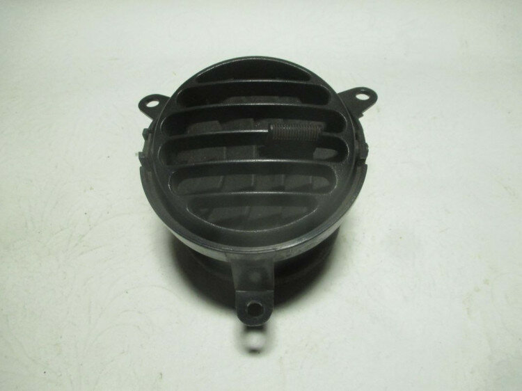 Сопло воздуховода центральное 96323976 96318493 Дэу Матиз