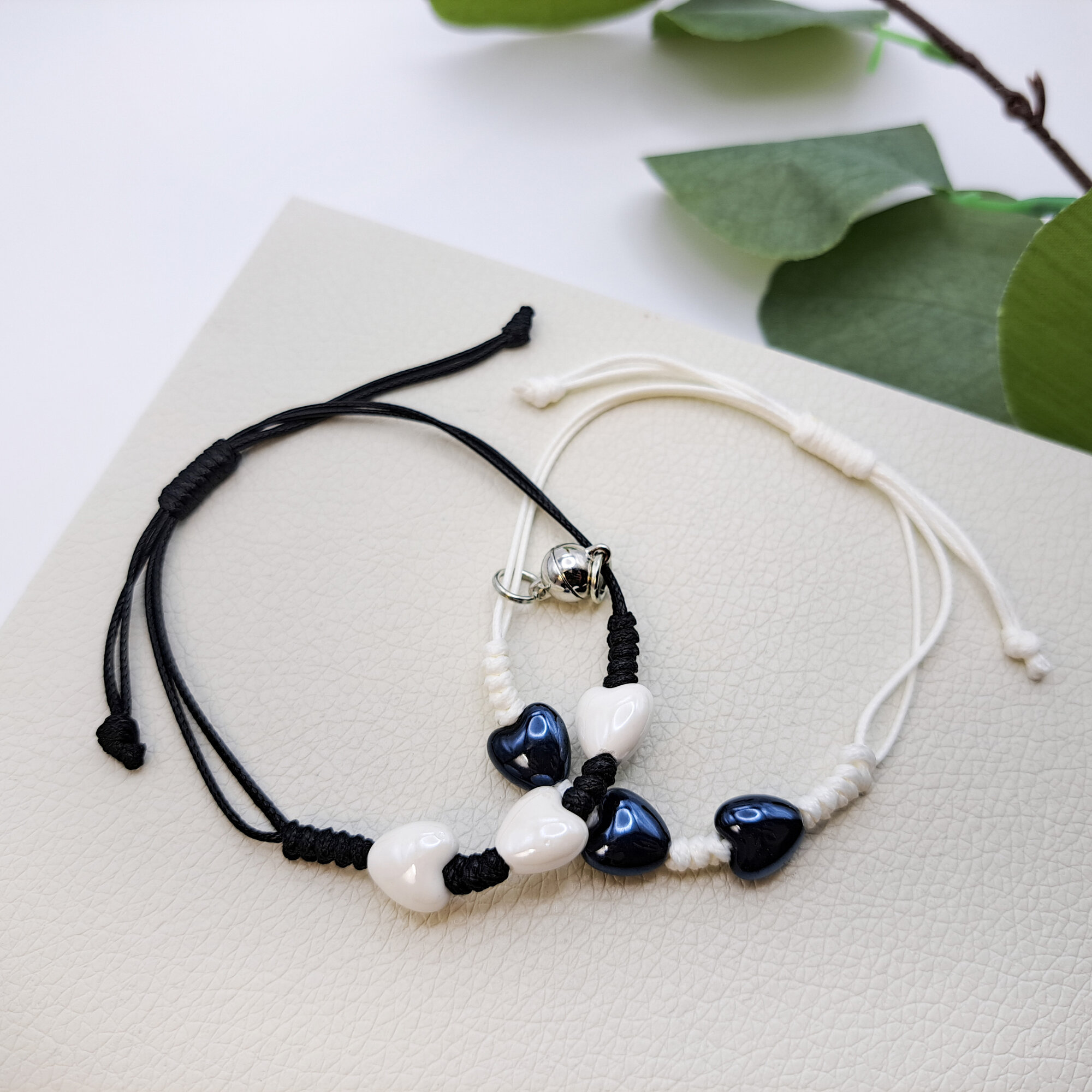 Плетеный браслет, металл, стразы, керамика