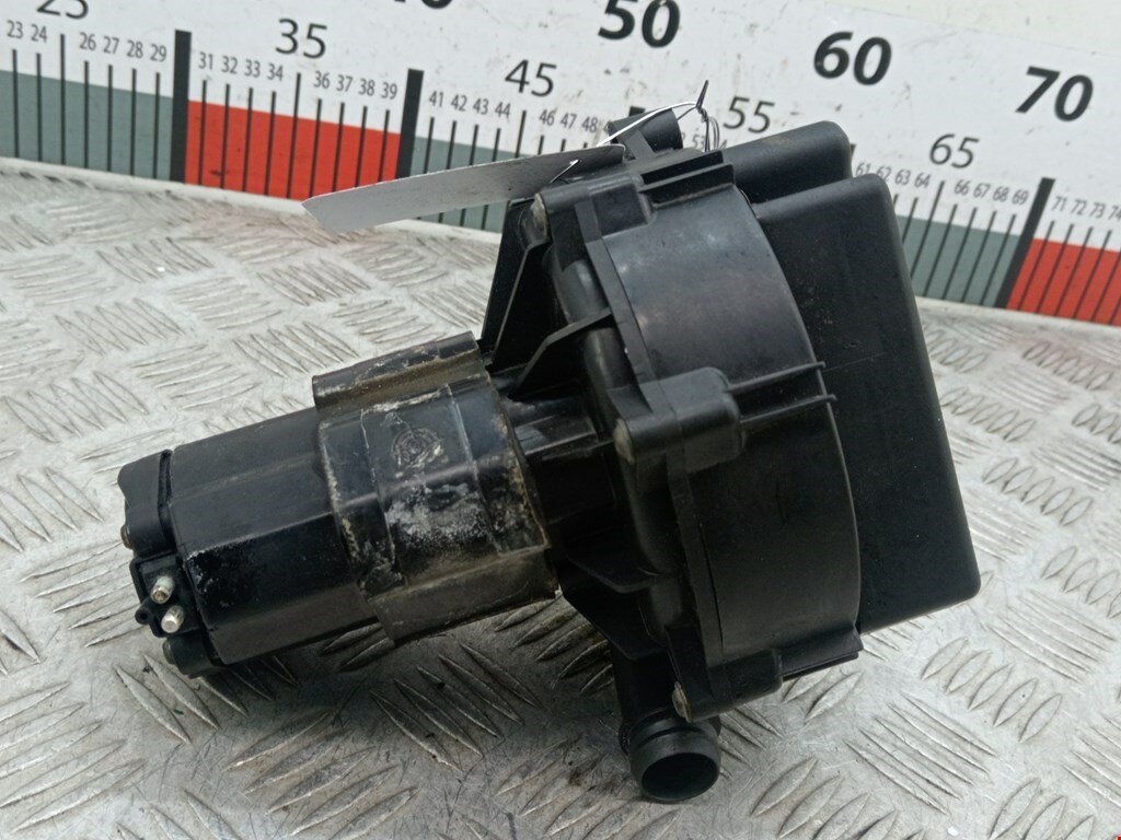Насос продувки катализатора Mercedes ML-Class (W163) A0001403785 арт. 2201001