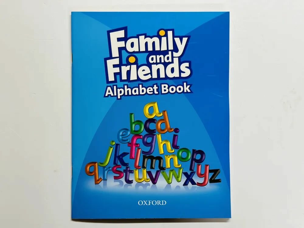 Family and Friends Alphabet Book алфавит - прописи Джонсон-Стефаниду Кэтрин