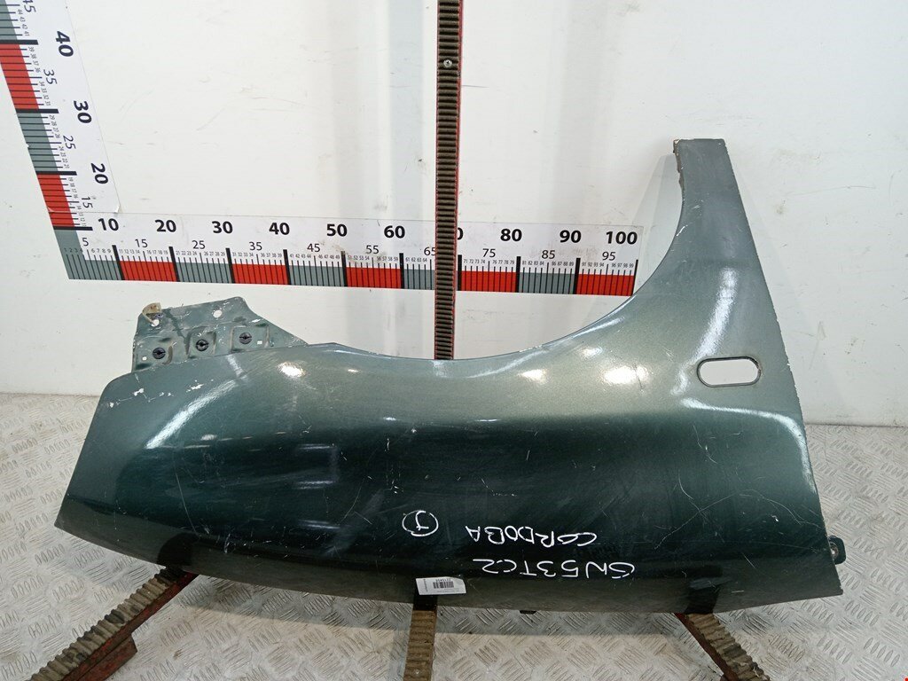 Крыло переднее правое Seat Ibiza 3 6L0821022C арт. 2215455