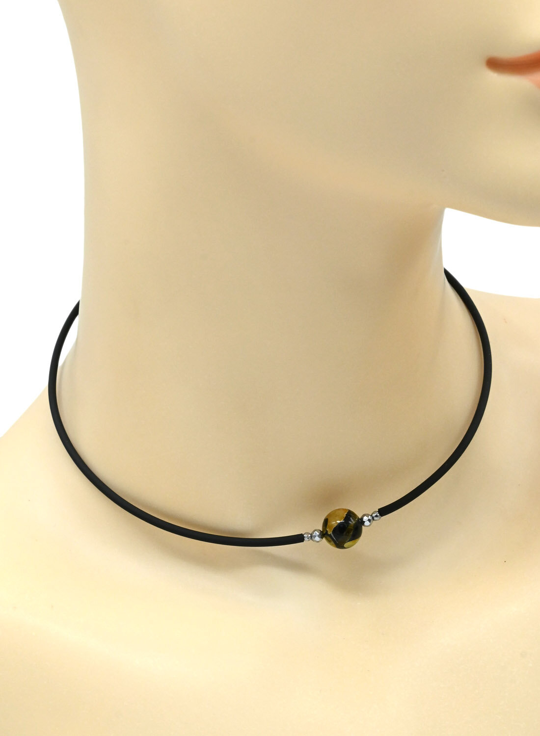 Чокер, янтарь