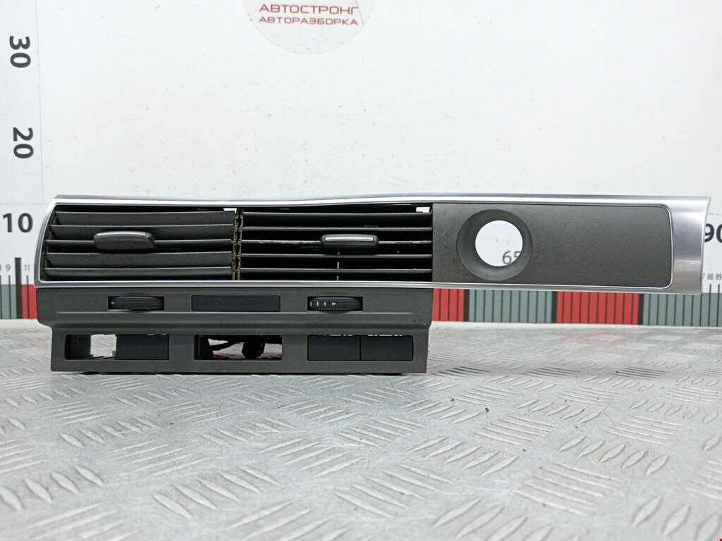 Дефлектор обдува салона Audi A6 C6 4F2820951 арт. 2157281