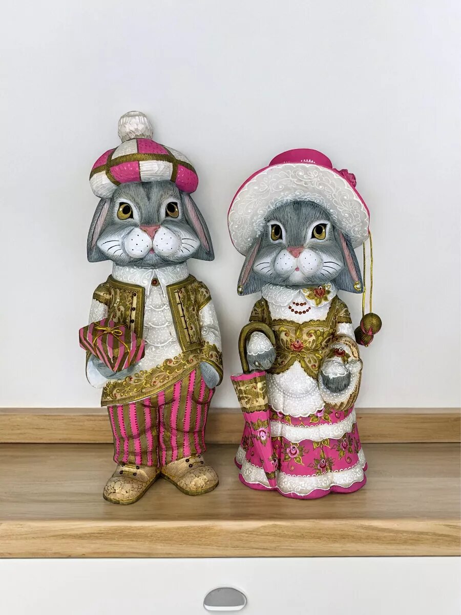 Статуэтка деревянная "Кролики парочка"