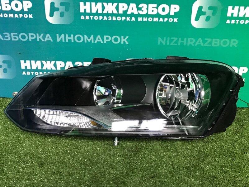 Фара передняя левая Volkswagen Polo (Sed Rus) 6R1941007F