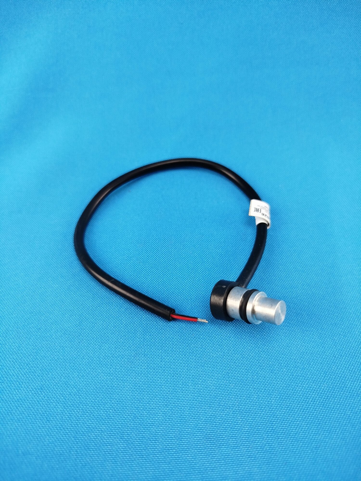 Датчик температуры "АвтоТрейд" для автомобилей КамАЗ, МАЗ, Урал (ПЖД 14ТС-10-24-C)