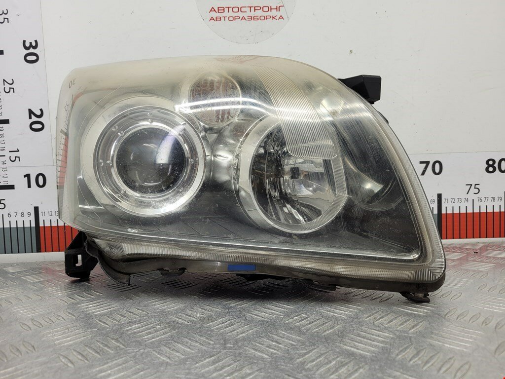 Фара правая Toyota Avensis 2 (T250) 8113005220 арт. 2131776