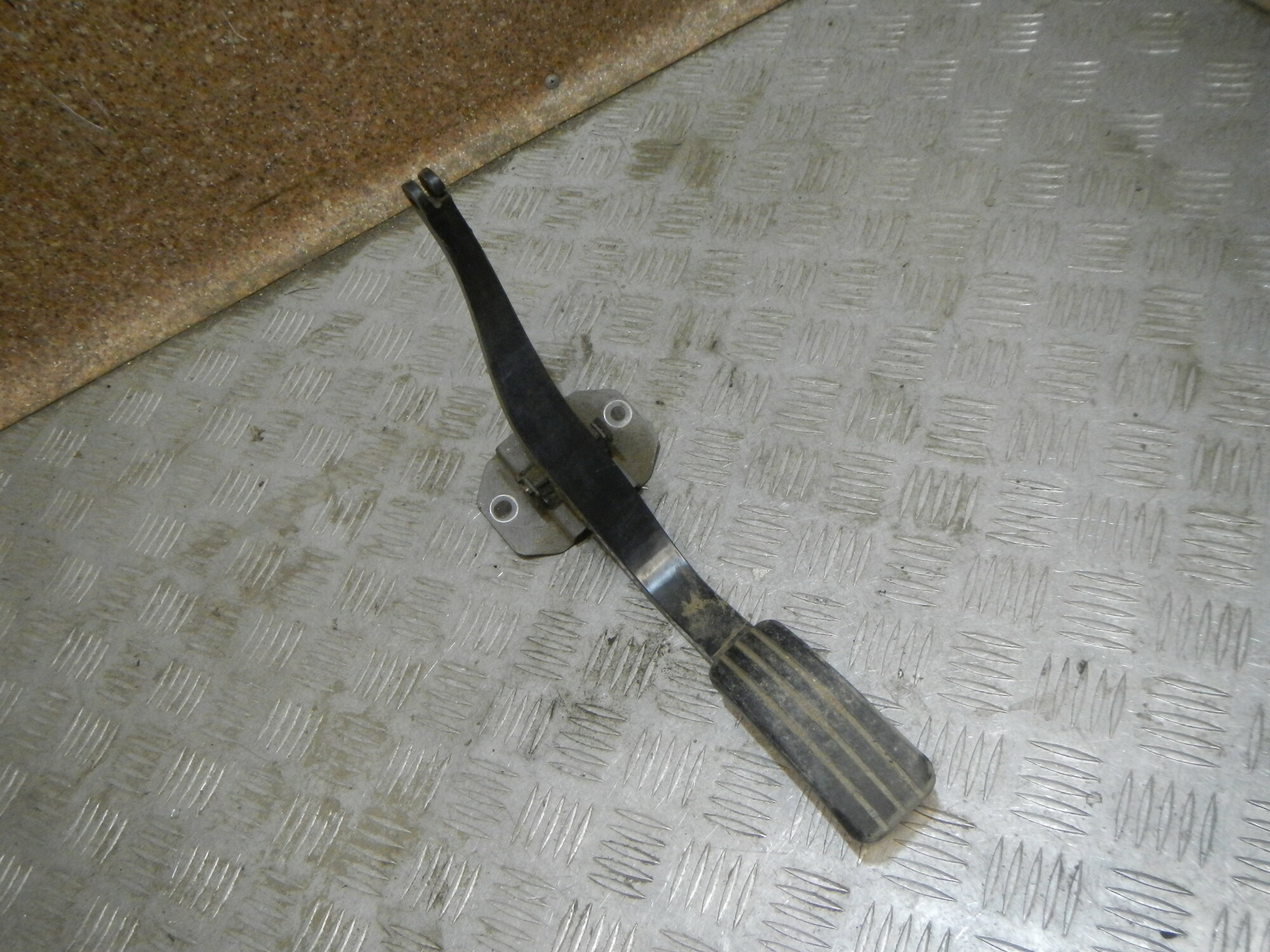 Б/У Педаль газа, ВАЗ (VAZ)-LADA LARGUS (ларгус) LADA LARGUS (Ларгус) Без видимых повреждений. 512234 LADA арт. 11218213