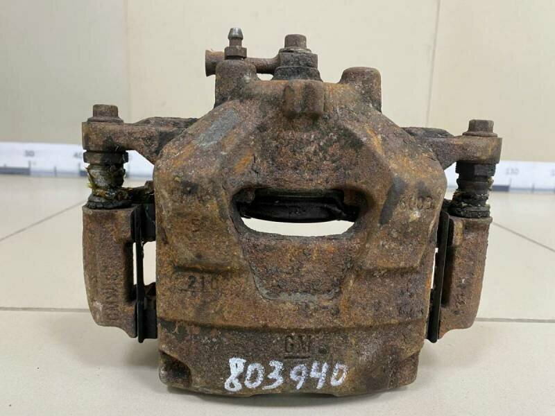 Суппорт передний правый Opel Mokka 2012 кат.номер: 13301227