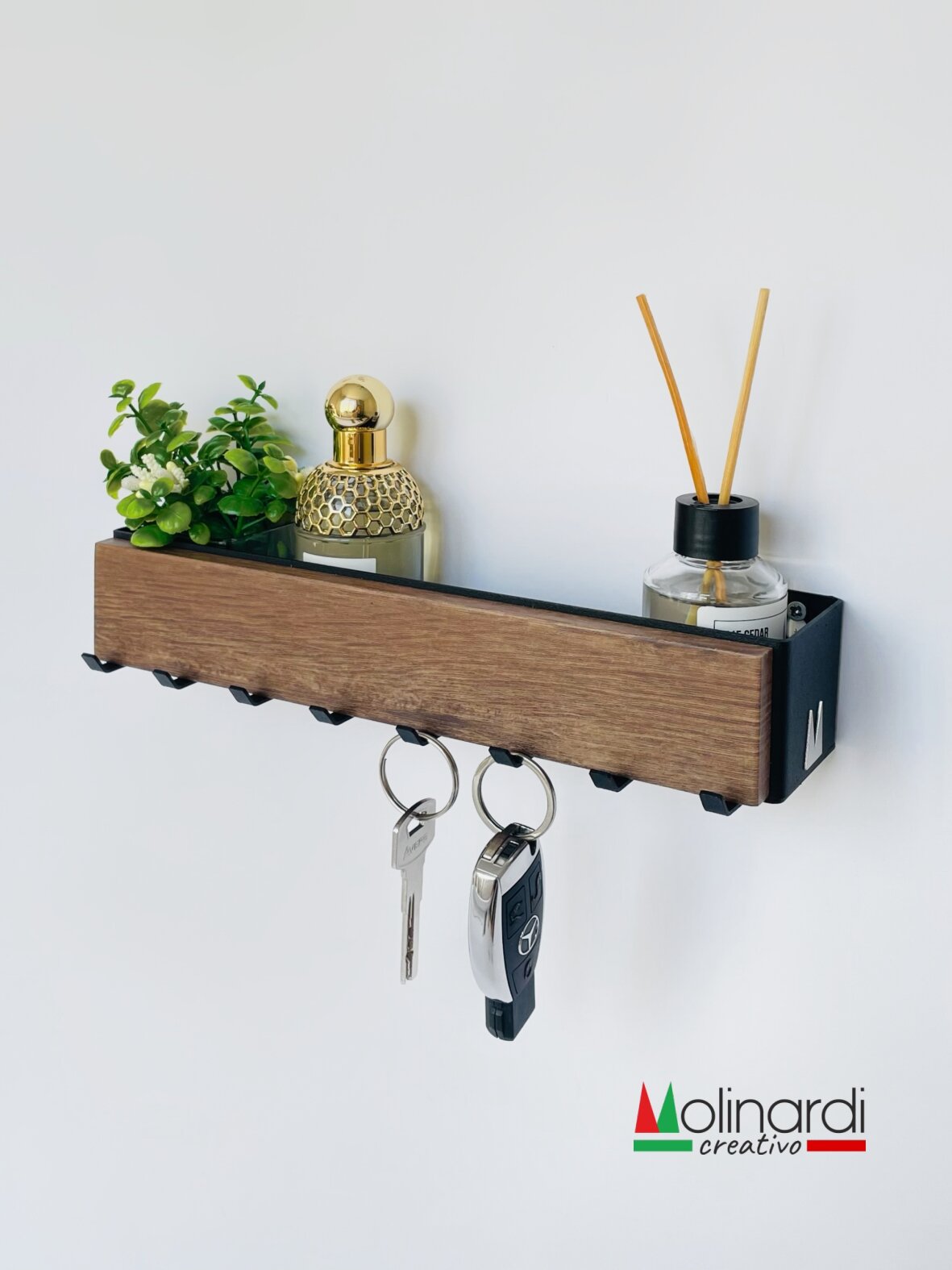 Ключница настенная для прихожей с полкой КЛЮЧ2-ТЧ