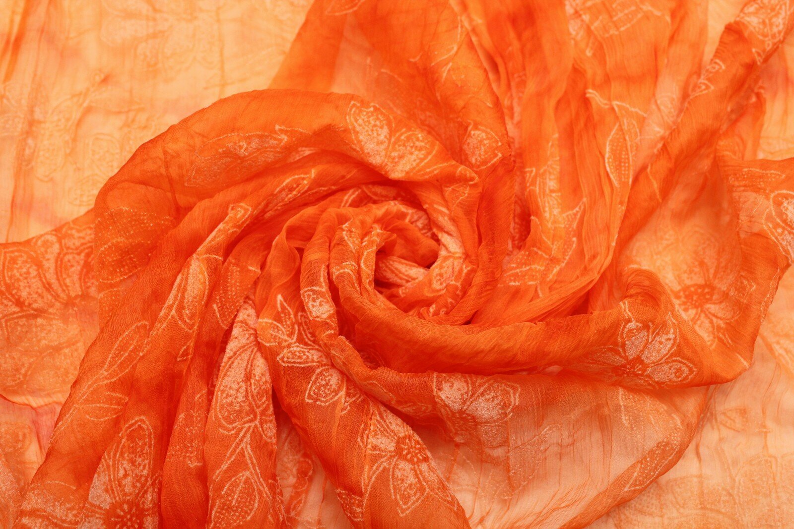 Ткань Шифон-креш с флоком ярко-оранжевый, ш140см, 0,5 м