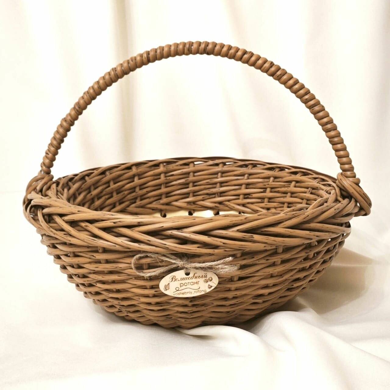 Лукошко (кашпо) для цветов, эко ротанг (полиротанг), 5л, орех, ручная работа