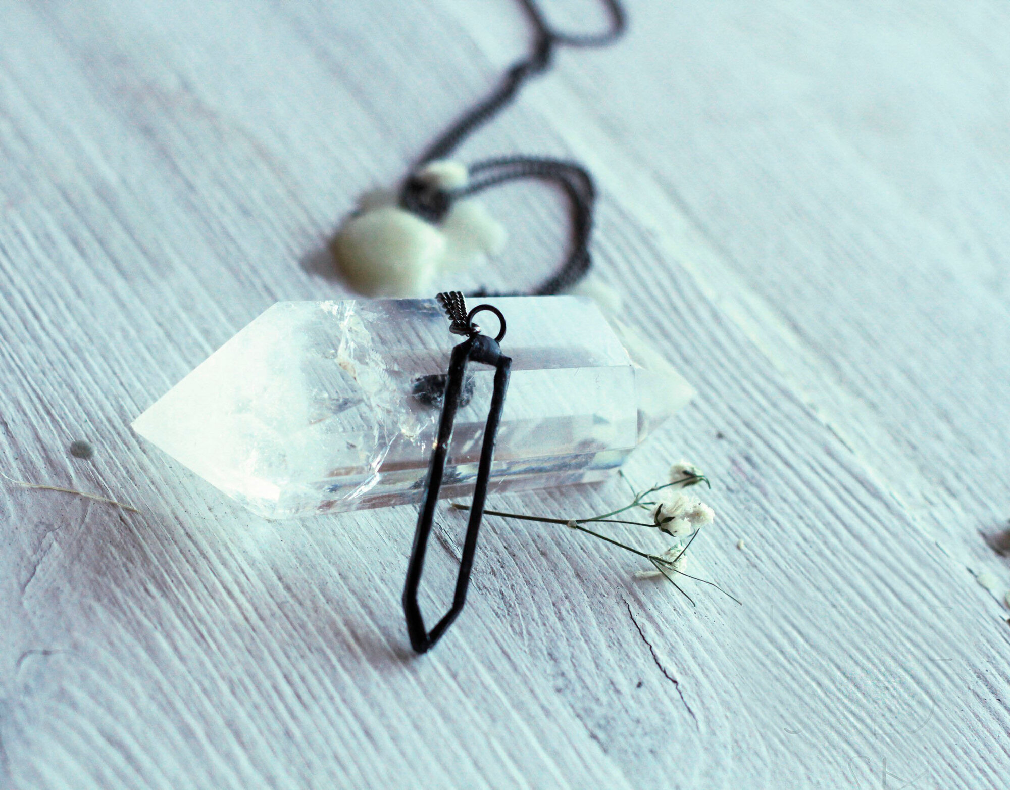 Колье, стекло