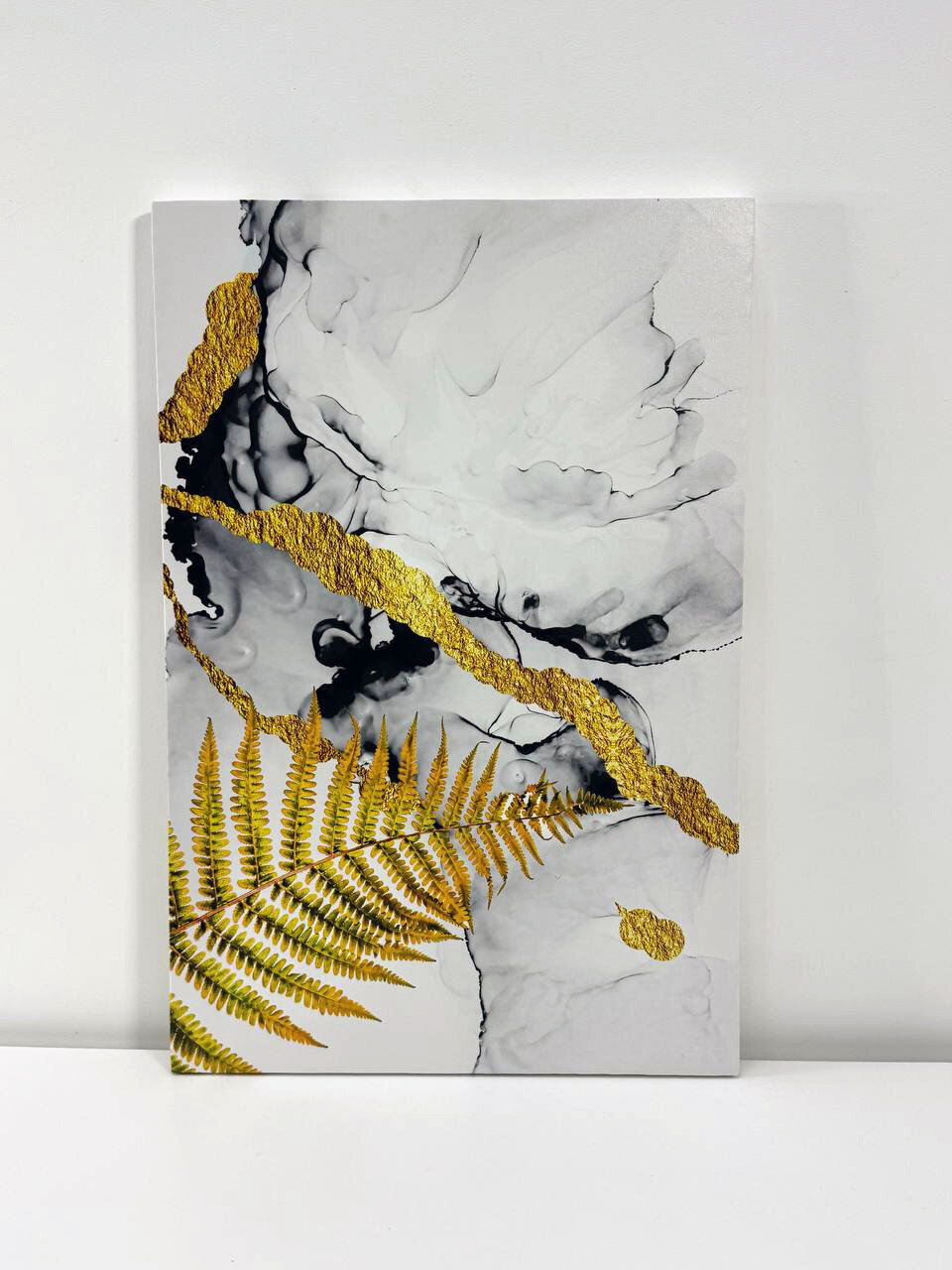 Абстракция золотом полностью готовая 40х60