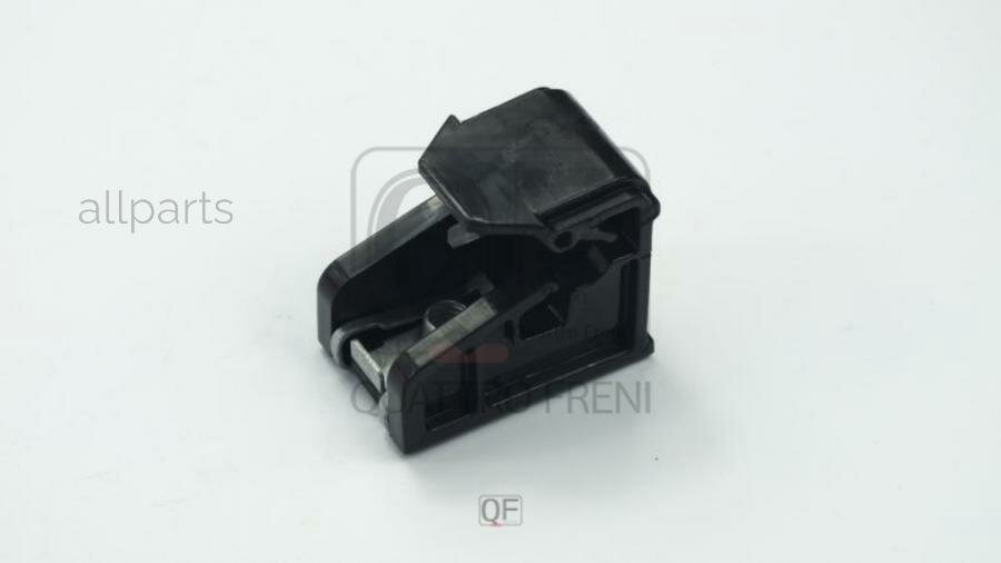QUATTRO FRENI QF41M00013 Кронштейн крепления фары