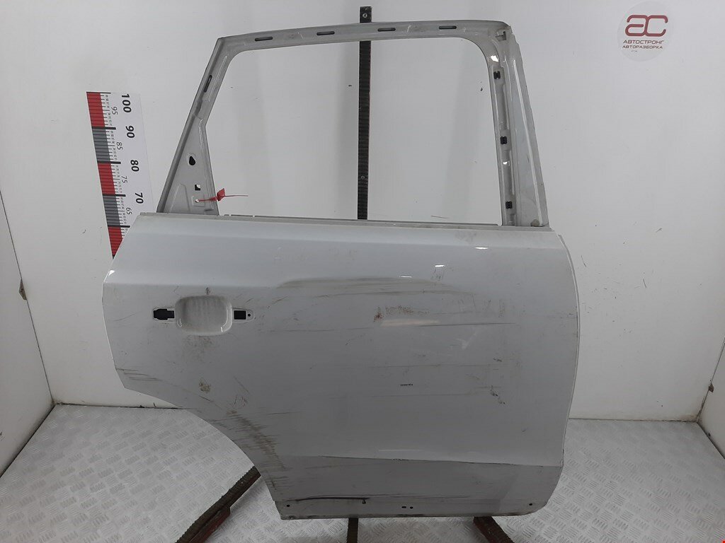 Дверь задняя правая Audi Q5 8R 8R0833052B арт. 1794448
