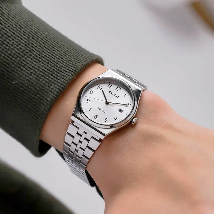 Наручные часы CASIO Collection, серебряный — фото 1
