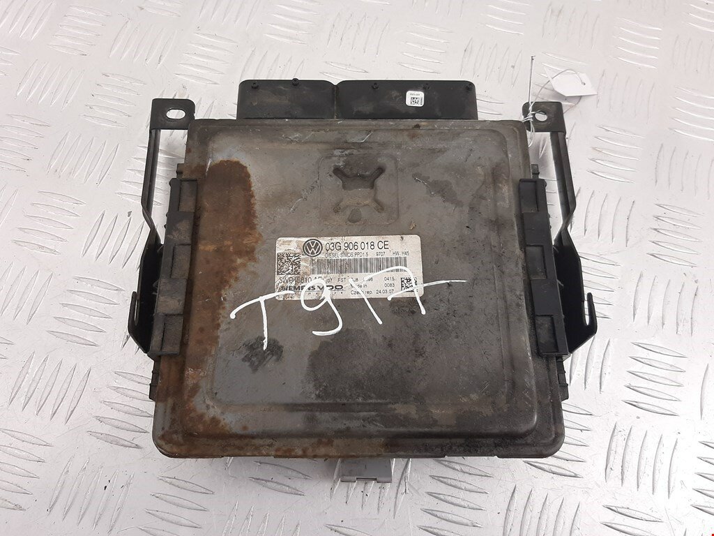 Блок управления двигателем Volkswagen Passat 6 03G906018CE арт. 804217