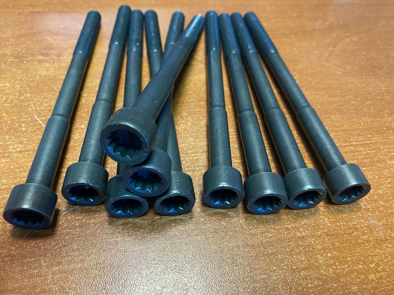 Болт ГБЦ комплект ELRING Geely Emgrand X7 [2.0 16V 6AT внедорожник]