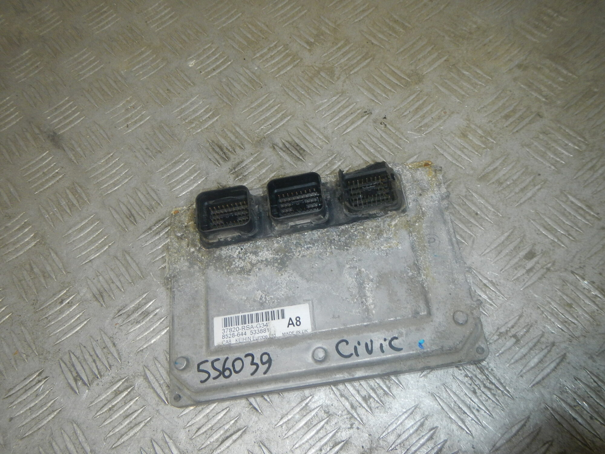 Б/У Блок управления двигателем, Honda (Хонда)-CIVIC 5D (06-12) HONDA CIVIC 5D (06-12) R18A2 Сломано 3 крепления, трещина ...