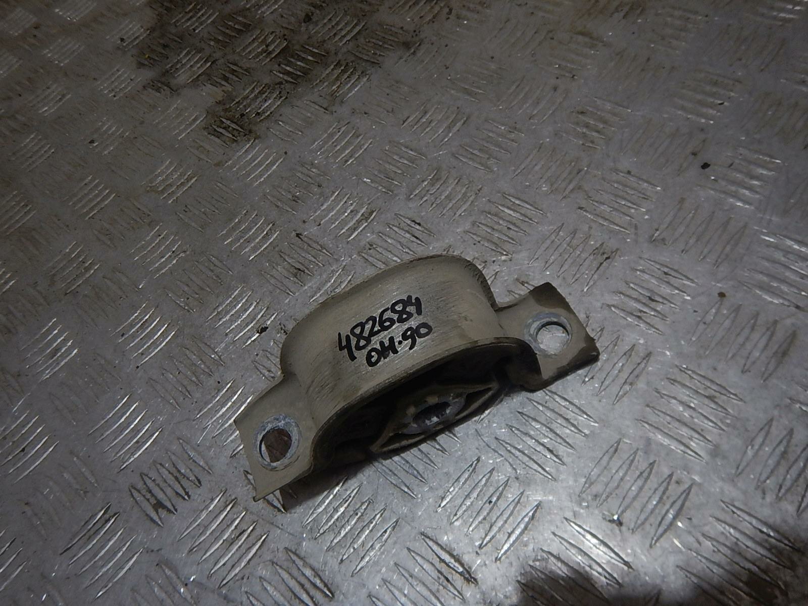 Б/У Опора двигателя задняя, Datsun (Датсун)-ON-DO (14-) Datsun on-DO (14-) Без видимых повреждений. 482684 DATSUN арт. 2...